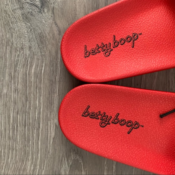 Betty Boop | Shoes | Betty Boop Slides Sandals Slip On Retro Polka Dots ...